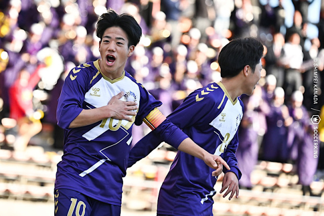 堀越が初の4強入り！ “10番の主将”FW中村健太が1G1Aの活躍…佐賀東は猛攻及ばず | mixiニュース