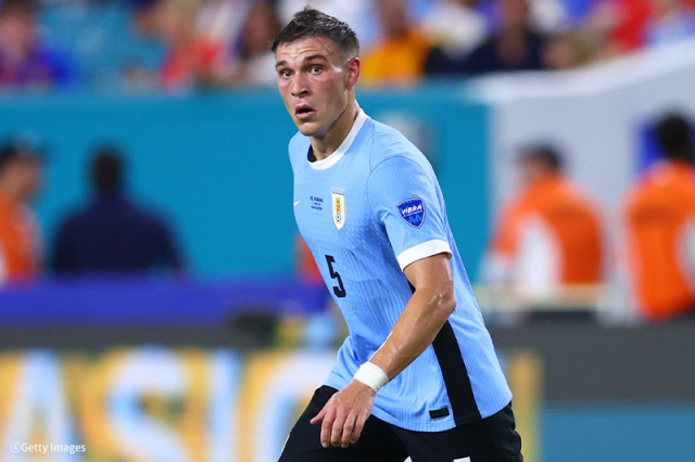 マンU、ウルグアイ代表MFウガルテと個人合意の報道 PSGとのクラブ間交渉は継続中 | mixiニュース