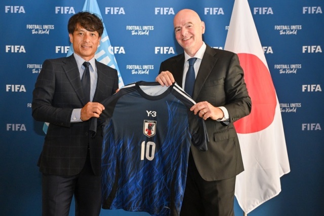 JFAの宮本恒靖会長がFIFA会長と会談…2031年女子W杯招致に意欲「開催したいと伝えました」 | mixiニュース