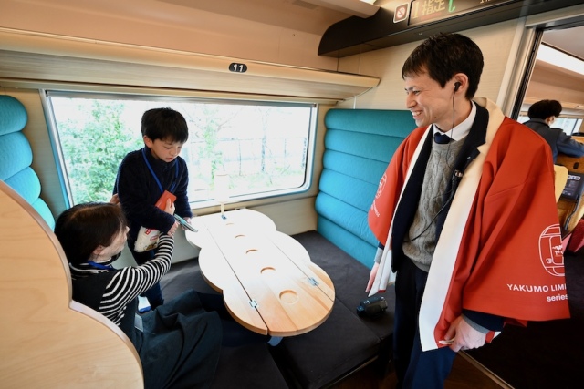 新型273系「やくも」、一般向け試乗会 倍率56倍 | mixiニュース