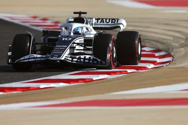 F1バーレーンGP FP1：アルファタウリのガスリーが首位発進。テストから好調のフェラーリ勢が2、3番手 | mixiニュース