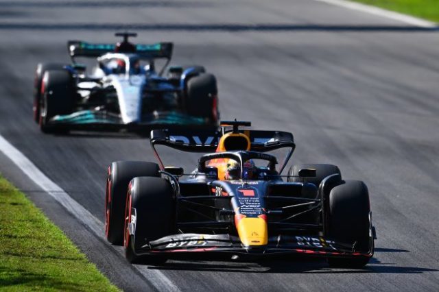 2022年F1新レギュレーションの効果にチームからポジティブな評価「以前よりはバトルをしやすくなった」 | mixiニュース