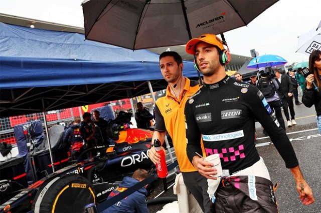 スタートで順位を上げるも11位のリカルド「ペースは悪くなかったがタイヤ管理が問題だった」／マクラーレン F1日本GP決勝 | mixiニュース