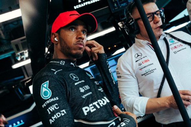 メルセデスF1の“柱”としてチームを支えたハミルトンを代表が称賛「みんなを励ましモチベーションを高めた」 | mixiニュース