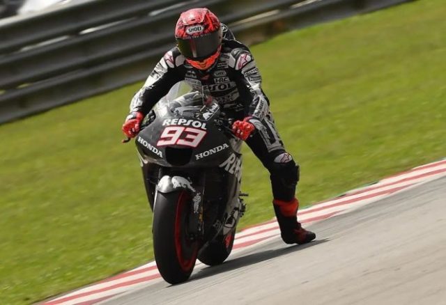 ウイングなしのRC213Vに「どう思う？」とマルケス。HRCの活動統合とスズキ勢加入でマシンはどう変化するのか | mixiニュース