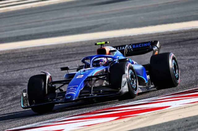 ウイリアムズF1、計149周走破しサージェントがルーキートップ「正しい方向に進んでいる」／F1バーレーンテスト1日目 | mixiニュース