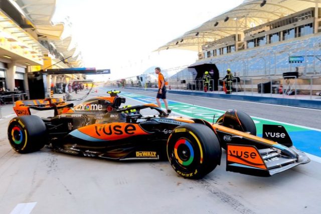 【F1テスト新車情報：マクラーレン】ようやく全貌が明らかに。特徴的なホーンウイングやルーバーを持つMCL60 | mixiニュース