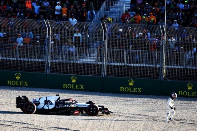 リタイアのデ・フリース、サージェントの謝罪を受け「あれはレーシングインシデント」：アルファタウリ／F1第3戦 | mixiニュース