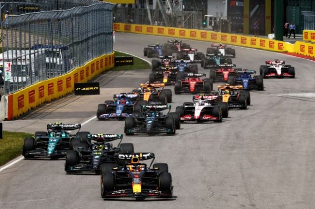 ドメニカリCEO、F1の次世代PUのサウンドは下がらないと主張「新規則ではエンジンノイズを高くする意図がある」 | mixiニュース