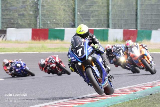 最高気温34度で本番さながらに。最速のHRCにYARTヤマハ、Astemo、TSRホンダが肉薄／鈴鹿8耐合同テスト 2日目 | mixiニュース