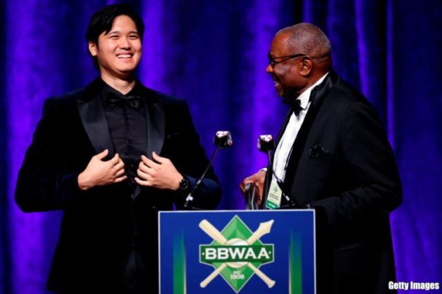 大谷翔平がMVP受賞式で英語スピーチ エ軍に改めて感謝「6年間ありがとう」 | mixiニュース