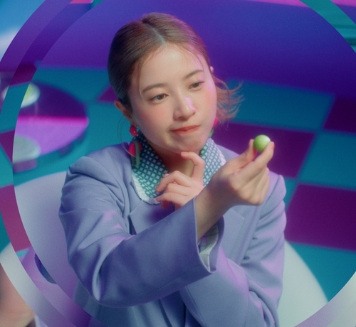 「アイスの実」CM初出演から8年目の吉高由里子「え～、怖いですね。だって…」 | mixiニュース