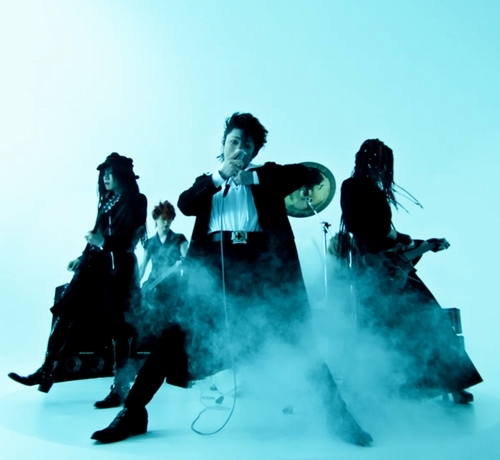 つぶやき一覧 | マックCMにLUNA SEAコピーバンド | mixiニュース