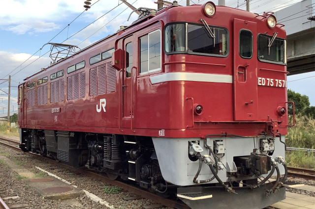 JR東日本、水戸に12年ぶりED75形が登場 - EF81形・DE10形と撮影会 | mixiニュース